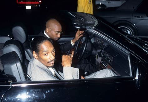 Snoop Dogg Recalls Fainting After Seeing Tupac Shakur Hospitalized
