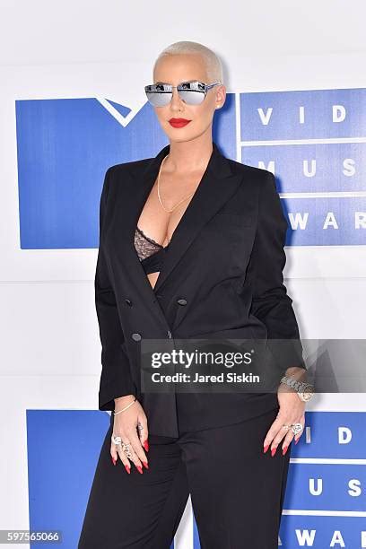 940 Amber Rose Vma Photos And High Res Pictures Getty Images
