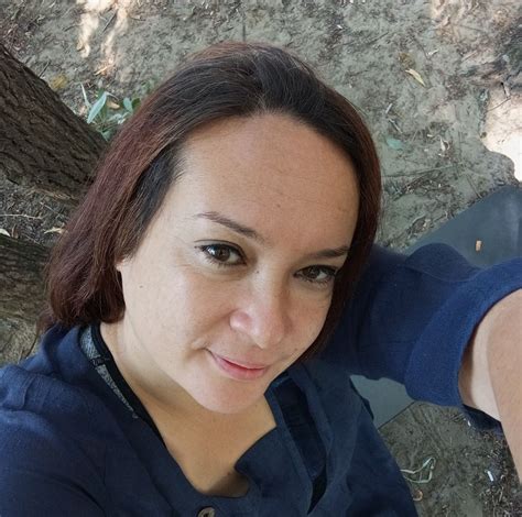 Мэрилин Керро Marilyn Kerro Привет друзья Женская половина поздравляю всех с 8 марта 💐 ️ 🌜