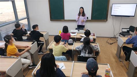 Дэкирү Япон хэл сургалтын төв Home