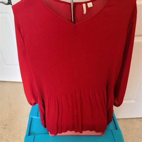 Est 1948 Tops Ruby Red Flowy Top Poshmark