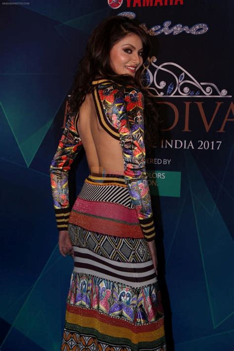 Urvashi Rautela At 1st Ever Bloggers Meet Of Yamaha Fascino Miss Diva