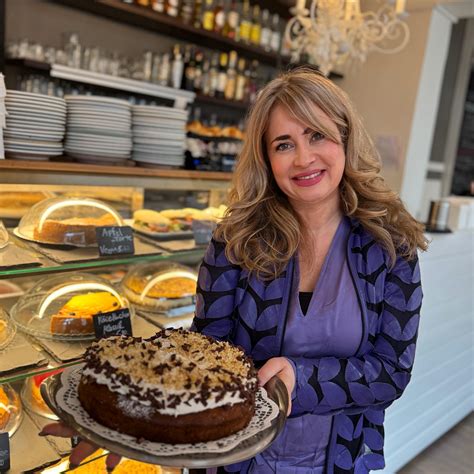 Roseli Equal Rights For Men Yes Certainly Happy Womensday🙌 ️🙌🏽 ️🙌