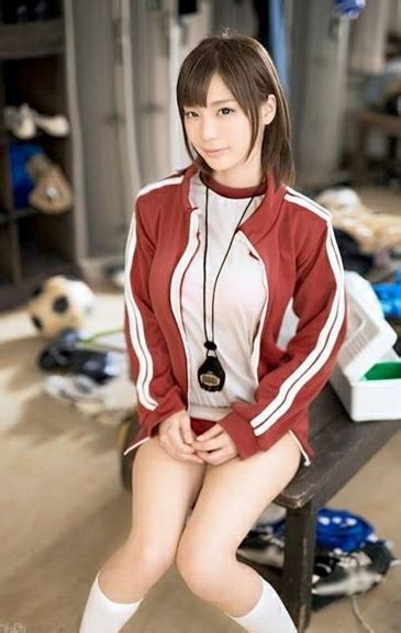 Re 【情報】你們覺得哪個av女演員正又騷？ 場外休憩區 哈啦板 巴哈姆特