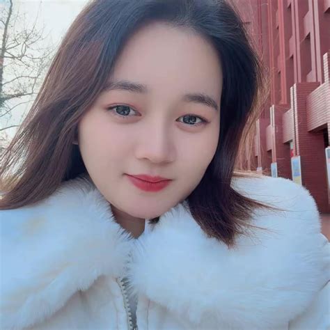 Thaietuta အသိပေးအကြောင်းကြားခြင်း ကျွန်မနှင့် ကိုတိုင်းကျော်တို့သည