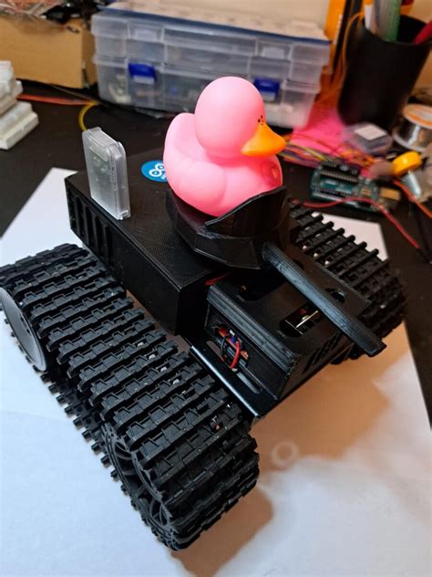 Tank Arduino Bt Il Carrarmato Controllato Con Bluetooth Elettronica In La Tua Rivista Di