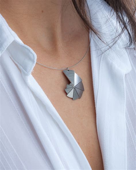 Stainless Steel Origami Fibonacci Wire Necklace Dainty Geometric