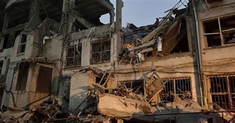 Страшна трагедія в Запоріжжі кількість загиблих внаслідок російського удару зросла до 10 людей