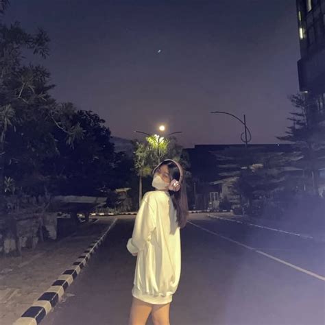 J E J E J V Aa Threads Say More