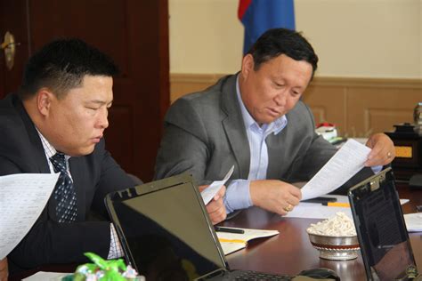 2015 онд хэрэгжүүлэх төсөл хөтөлбөрүүдэд мэргэжилтнүүдийн саналыг авлаа