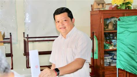 ថ្នាក់ដឹកនាំបក្សឆន្ទៈខ្មែរ ត្រូវដកចេញពីឧត្ដមក្រុមប្រឹក្សា ដោយសាមីខ្លួនអះអាងថា ពុំមានកំហុស Tnaot