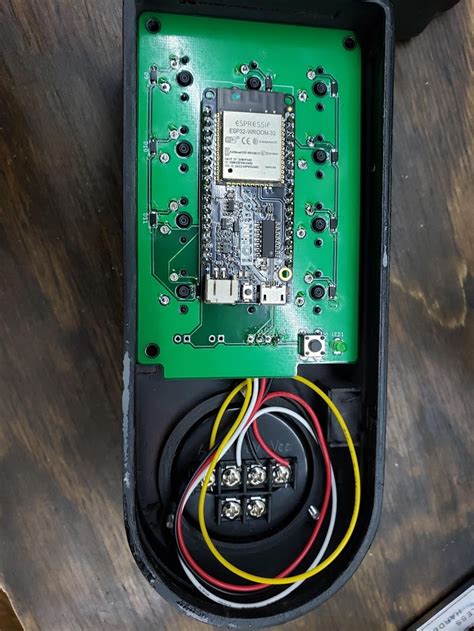 My Custom Esp32 Based Bluetooth Macropad With An Unusually Large