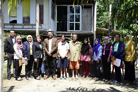 นายพนมไพร วงษ์คลองเขื่อน โรงเรียนท่าแพผดุงวิทย์ สตูล