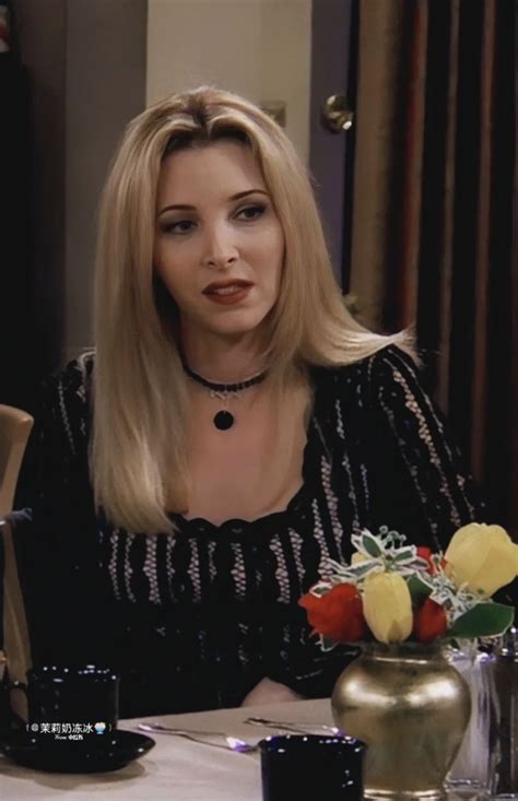 Épinglé Par PlumÉo Jewelry Sur Friends Phoebe Buffay Femme Actrice Jeune Femme