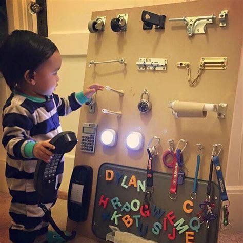 Emegteichuud Mn Бүтээлч аав ээжүүдийн бяцхан үрсдээ хийж