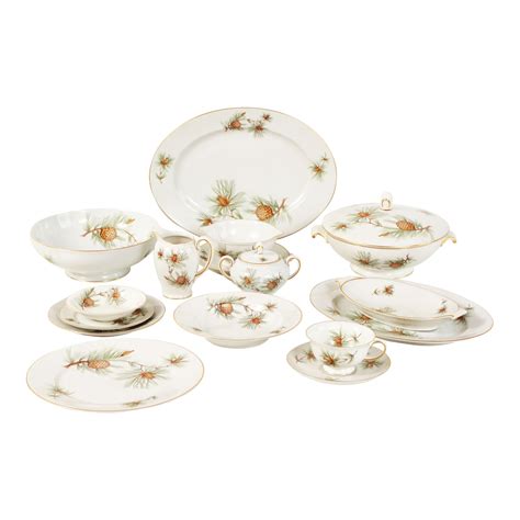 Complete Dinnerware Sets