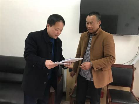 冒雨进村入企 市建设局“三服务”风雨无阻曹军民