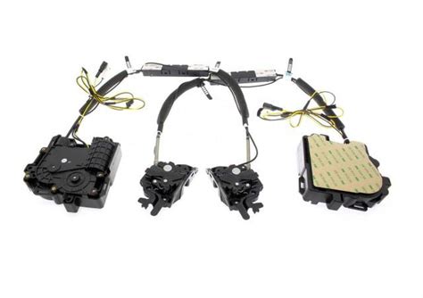 Купить Доводчики дверей Toyota Crown 2008-2023 в Москве по цене: 16 500 ...
