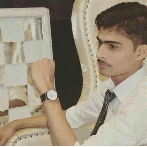 waqar mustafa medium