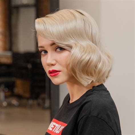 Модерни прически средна дължина за есен 2020 идеи които ще ви зарадват За Жената