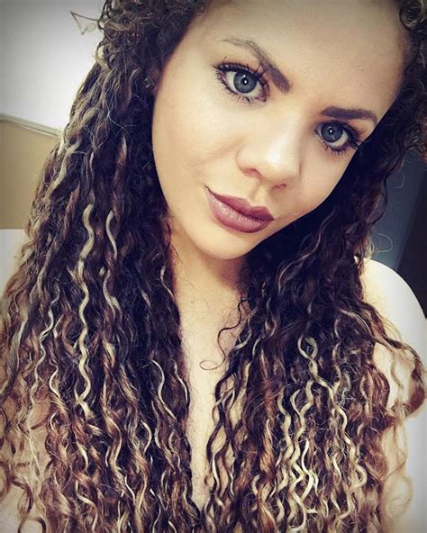 Video Amador Da Tyffany Thais Kehl Caiu Na Net Pagando Boquete Santo