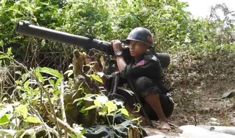 မြို့တော်စစ်တွေတွင် အမြောက်တိုက်ပွဲဖြစ်ပွားခဲ့ပြီး စစ်ကောင်စီက လေကြောင်းမှ ဗုံးကြဲပစ်ကူခဲ့