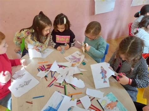 აღსაზრდელების მიერ შექმნილი „აკვარიუმი“ და „თევზები“ საბავშვო ბაღში Skolamdelebi Ge