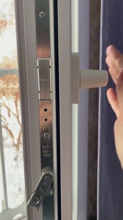 Окно трёхстворчатое, с двумя открывающимися створками. - YouTube