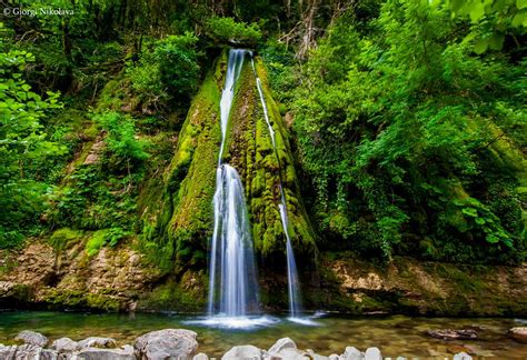 10 ულამაზესი ჩანჩქერი საქართველოში რომელიც აუცილებლად უნდა მოინახულოთ