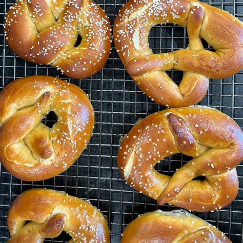 Soft Pretzel Recipe Foodology Geek