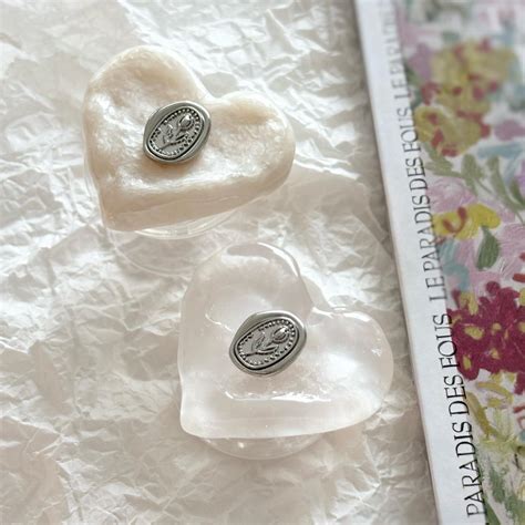 럽메이드 국내제작당일출고🚀 하트 조약돌 메탈포인트 맥세이프 스마트톡 투명 화이트 아이폰16 폰케이스 핸드폰 거치대