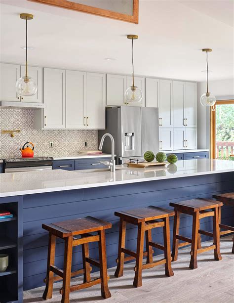 Painting Upper And Lower Kitchen Cabinets Different Colors Things In