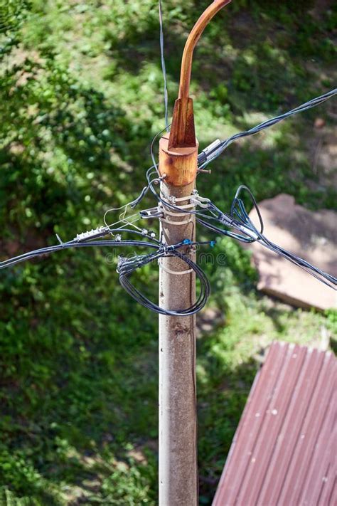 Electric Wire Cable On Street Lamp Post Stock Image Image Of Tangled Infrastructure 322289093