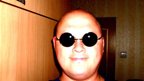 Мем Чел В Очках 46 фото