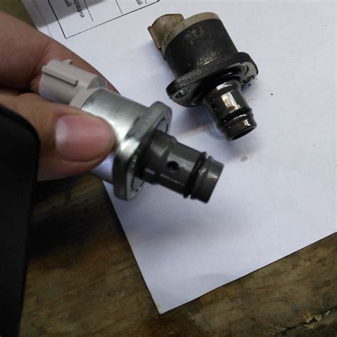 Где находится обратный клапан топливной системы ниссан навара 84 фото