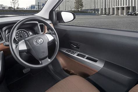Gambar Toyota Calya 2016 2018 Lihat Foto Interior And Eksterior Oto