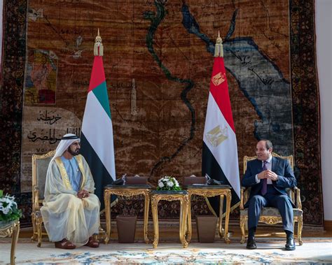 محمد بن راشد يلتقي السيسي في قصر الاتحادية