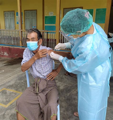 နွားထိုးကြီးမြို့နယ်တွင် အသက် ၁၈ နှစ်အထက် ပြည်သူများအား စတုတ္ထအသုတ်ဒုတိယအကြိမ် ကိုဗစ် ၁၉ရောဂ