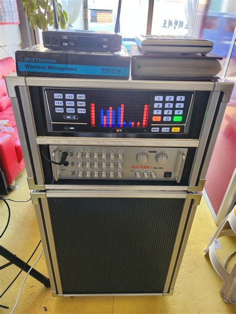 중고 태진 노래방 반주기 세트 무선마이크 헬로마켓