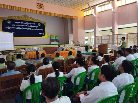 ဧရာဝတီတိုင်းဒေသကြီးအစိုးရအဖွဲ့ ဝန်ကြီးချုပ် ဦးတင်မောင်ဝင်း မအူပင်ခရိုင်တွင် ၂၀၂၃ ၂၀၂၄ခုနှစ