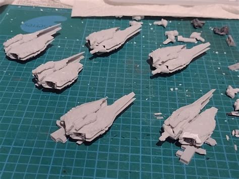 Wip Scratchbuild Rogue Trader Transport Gunships Not Sure Which Way To Assemble Them On Stands