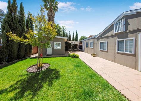 18656 Saticoy St Reseda Ca 91335 Redfin