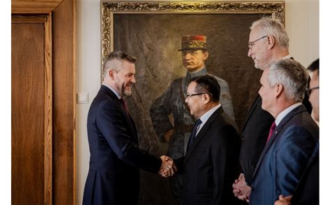 МОНГОЛ УЛСААС БҮГД НАЙРАМДАХ ЧЕХ УЛСАД СУУГАА ЭЛЧИН САЙДЫН ЯАМ