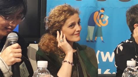 ნინო სადღობელაშვილმა კორეაში კორეულ ენაზე პირველი ქართული წიგნი 10 ქართველი ავტორის მოთხრობების