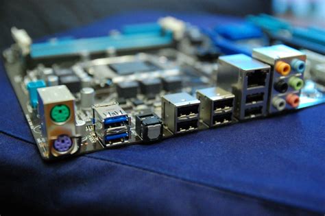 12 Jenis Port Pada Komputer Beserta Kegunaannya Ruanglab Id