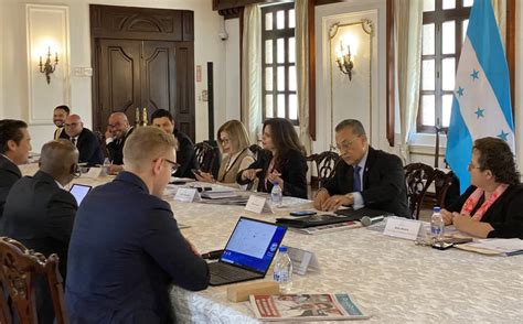 El Fmi Insta A Intensificar Acciones En Política Monetaria Y Cambiaria