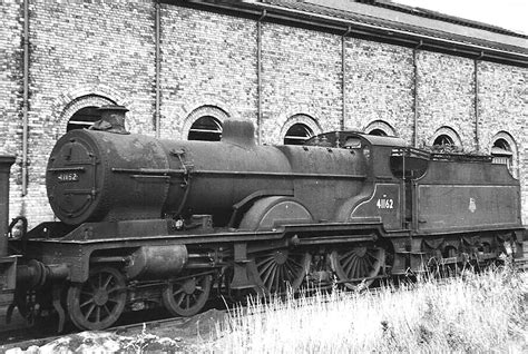 Rugby Station Ex Lms 4p 4 4 0 Compound No 41162 Stands In Store Between No 2 Shed And The