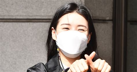 주아름 가슴 설레는 손하트 [포토엔hd]