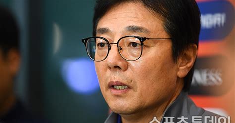 올림픽 진출 실패 황선홍 감독 책임 통감한다죄송하다