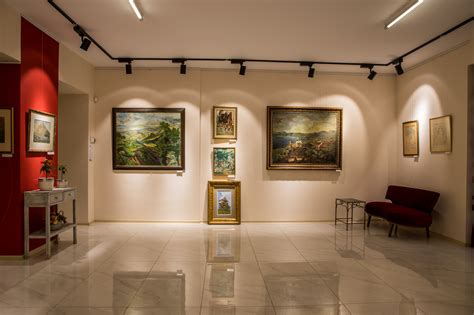 წითელი კვადრატი • Tsiteli Kvadrati Home